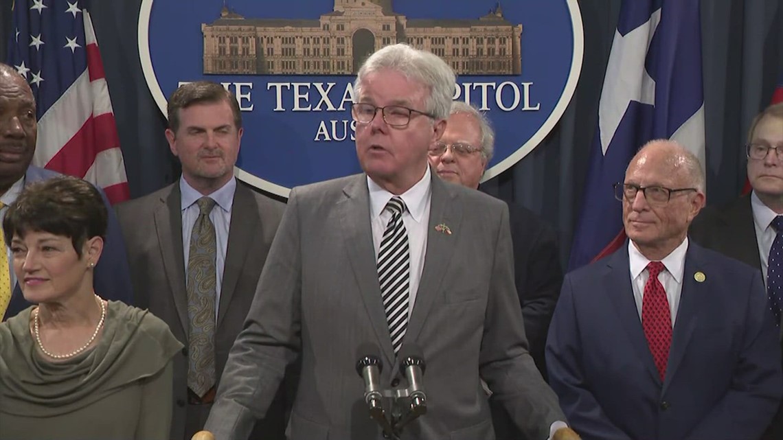 Lt. Gov. Dan Patrick recovering from pneumonia | 12newsnow.com