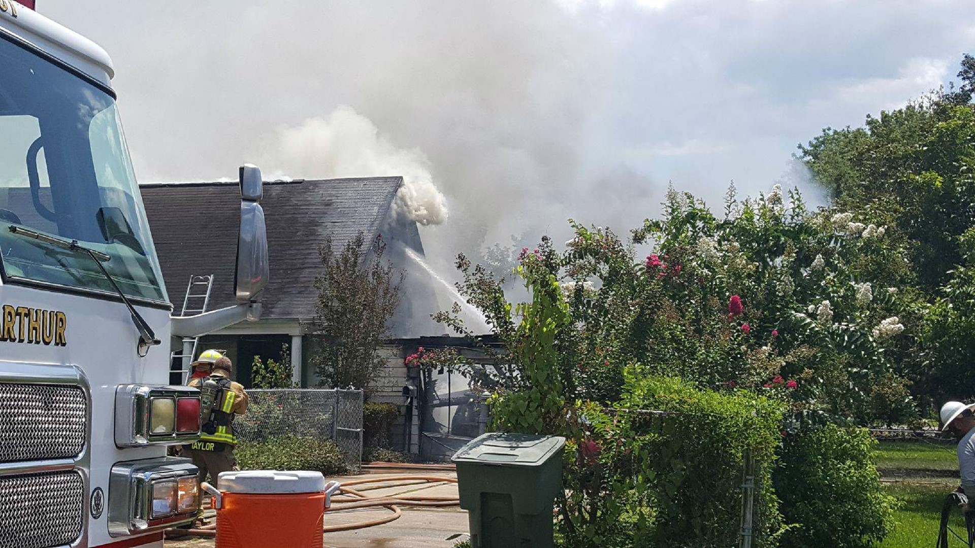 Family friends host fish fry fundraiser for victims of Port Arthur fire ...