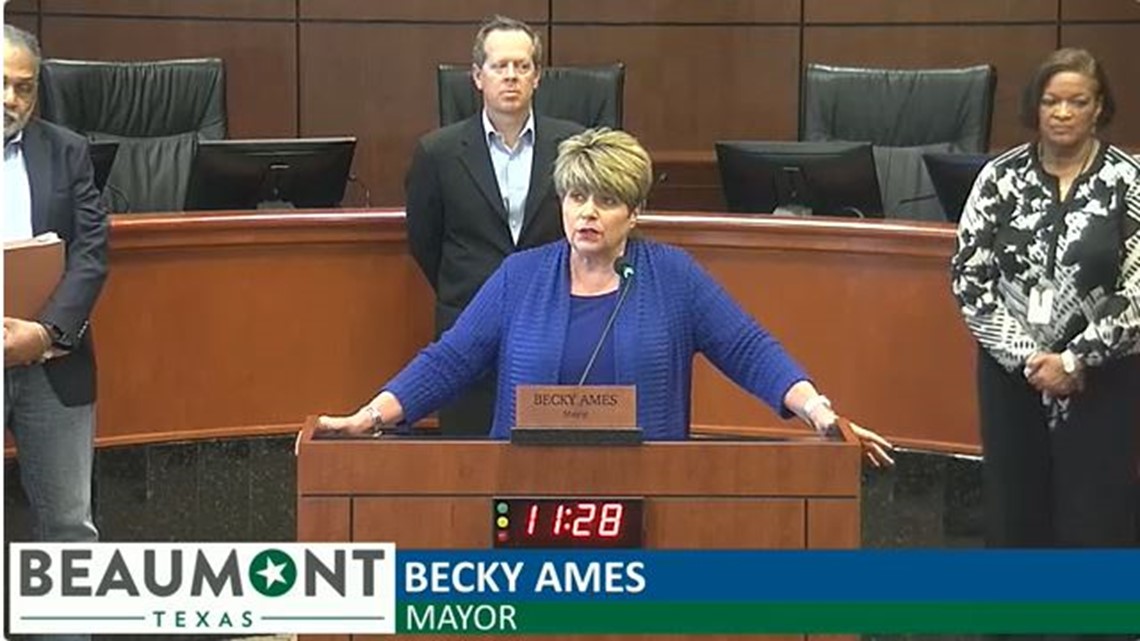 Beaumont mayor's nail salon visit prompts investigation | 12newsnow.com