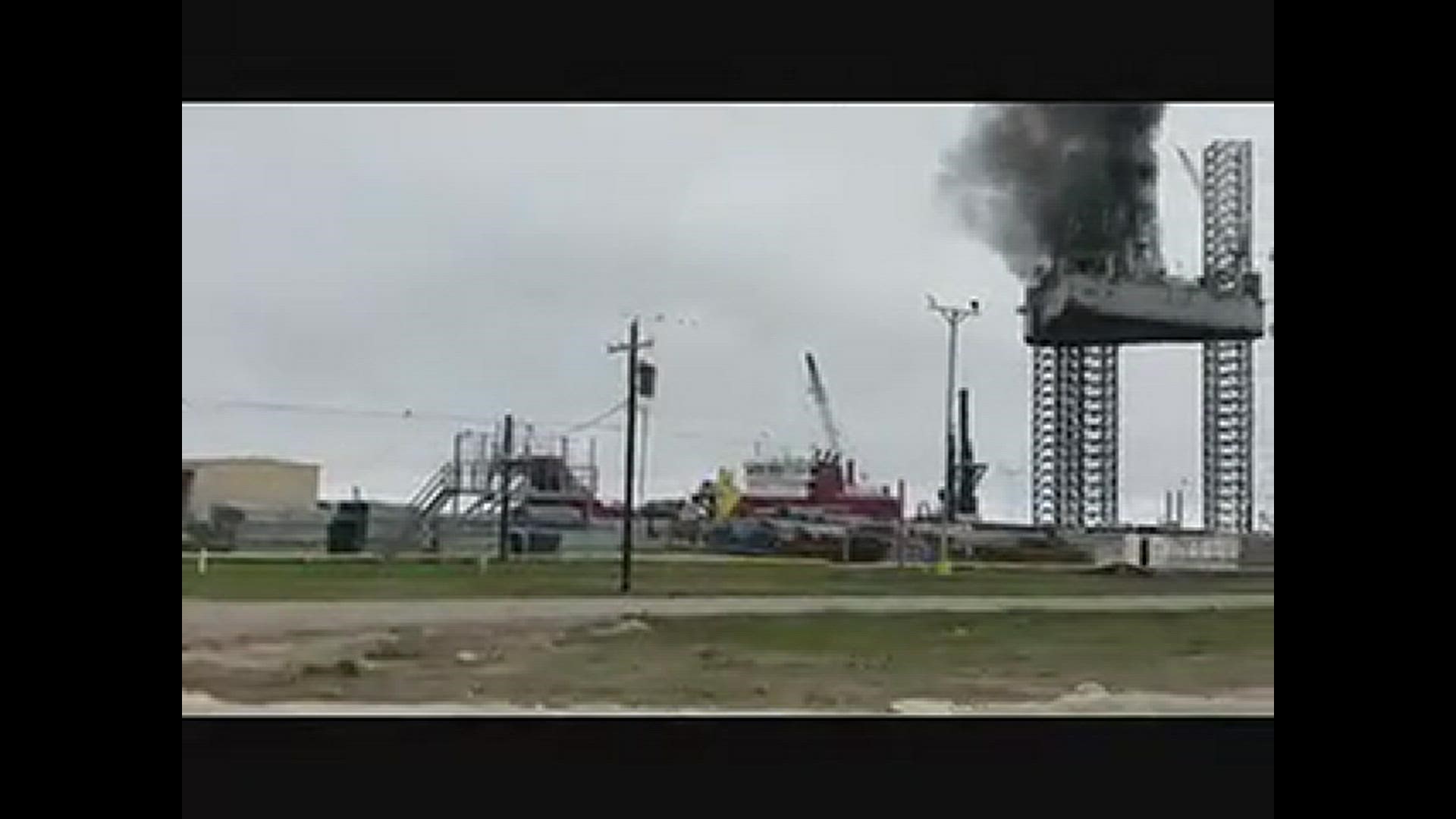 Explosion atop a burning oil rig at a Sabine Pass shipyard | 12newsnow.com