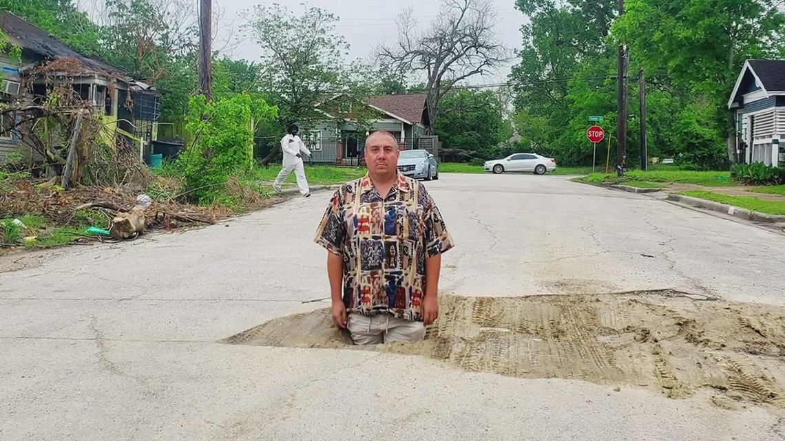 A Houston man stood in a hole to get the city's attention. Here's what ...