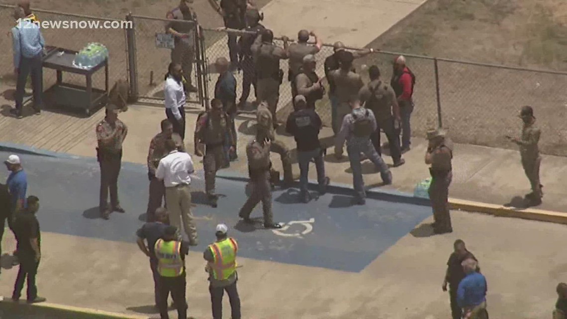 Plans underway to destroy Robb Elementary, build another school in its ...