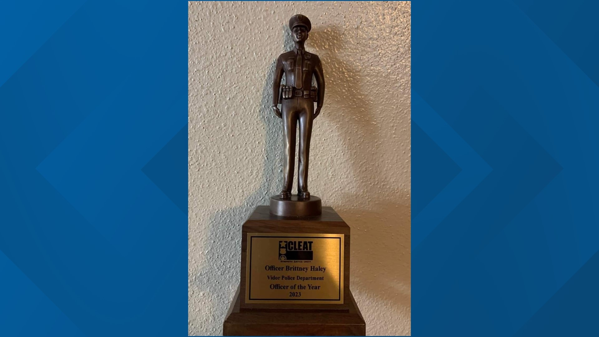 Vidor officer as named as 'officer of the year' in Texas | 12newsnow.com