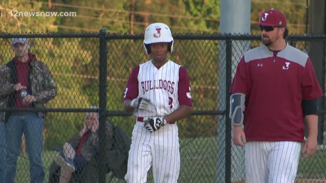 21-4A Baseball: Jasper holds off Huntington 5-2 | 12newsnow.com