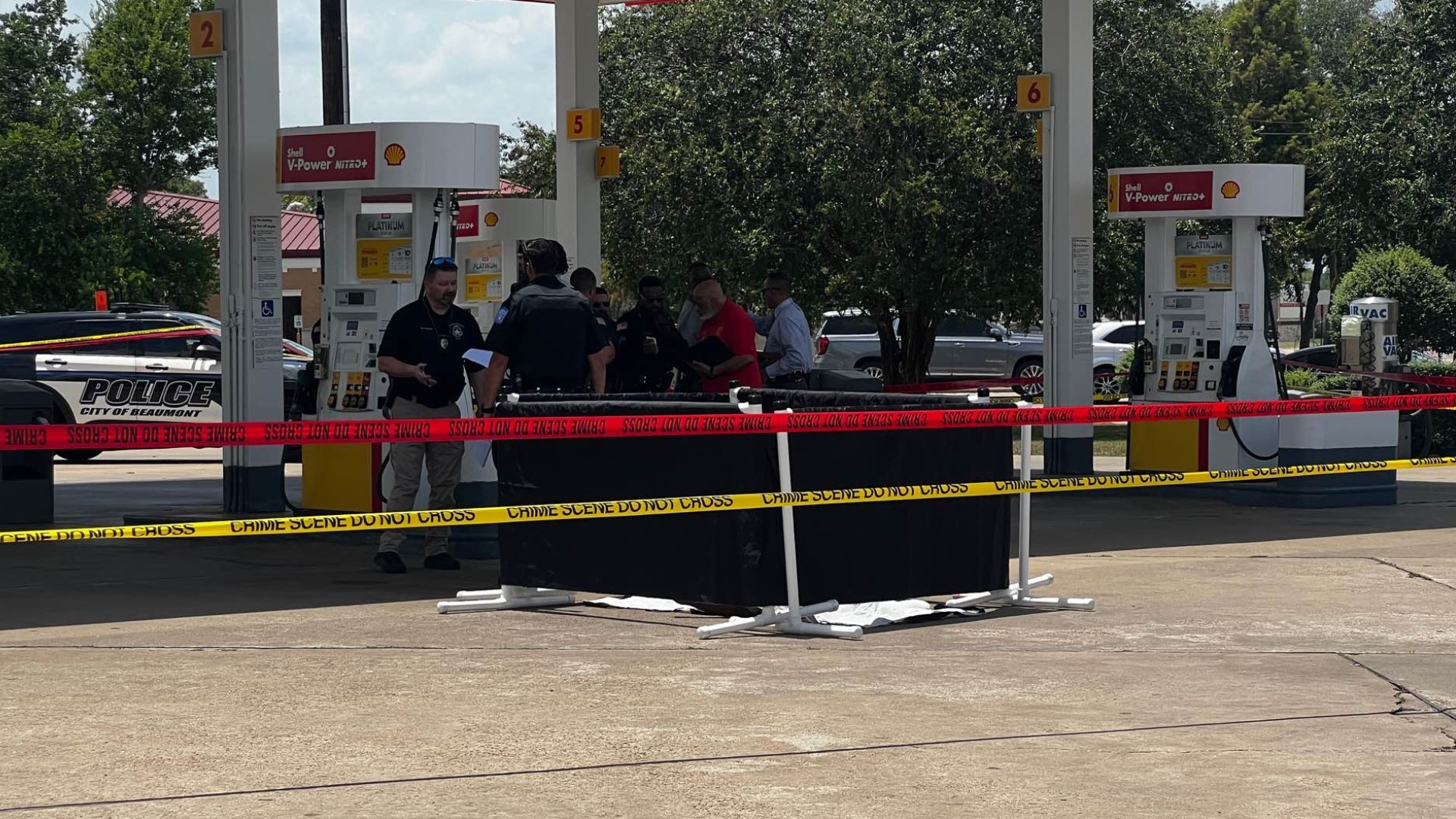 1 dead in Shell gas station shooting, suspect in custody | 12newsnow.com