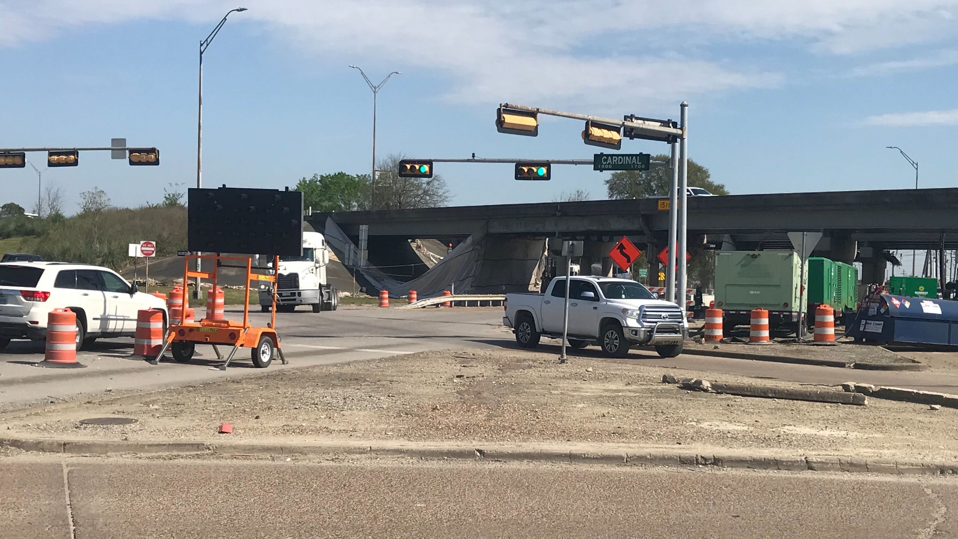 TxDOT overpass maintenance project causing some ramp, lane closures ...