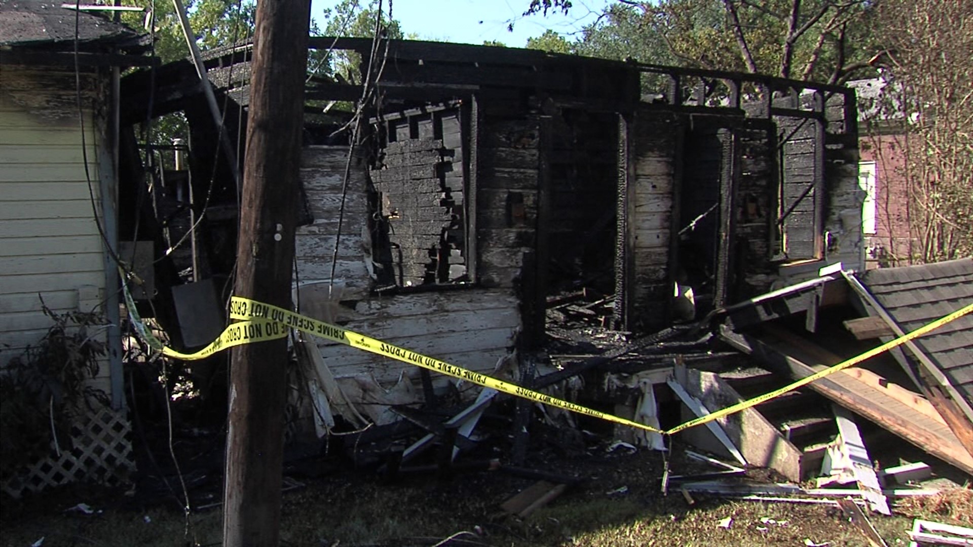 One dead after explosion, fire at Beaumont home Thursday morning ...