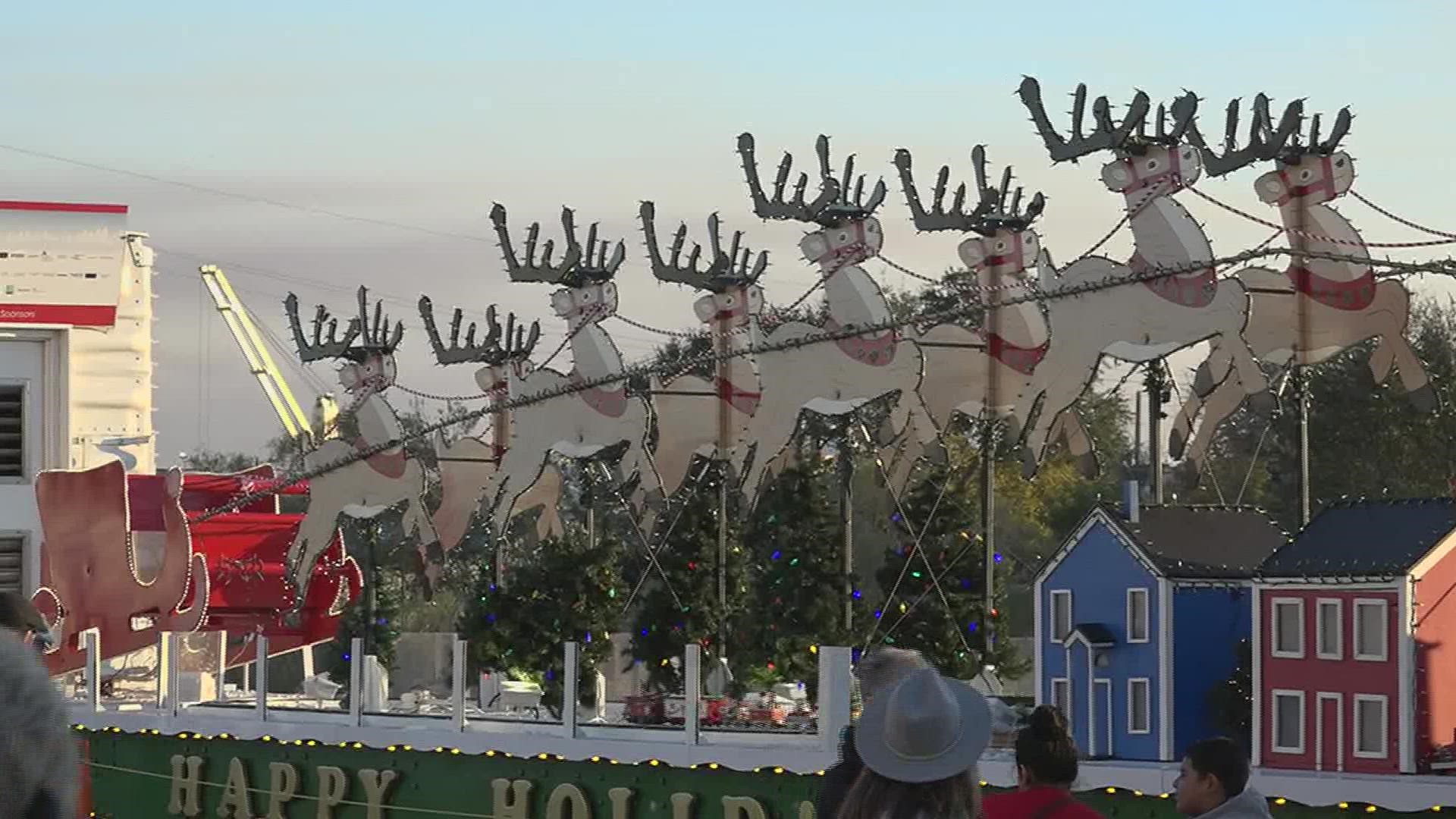 22nd Annual Kansas City Southern Holiday Express makes stop in Port ...