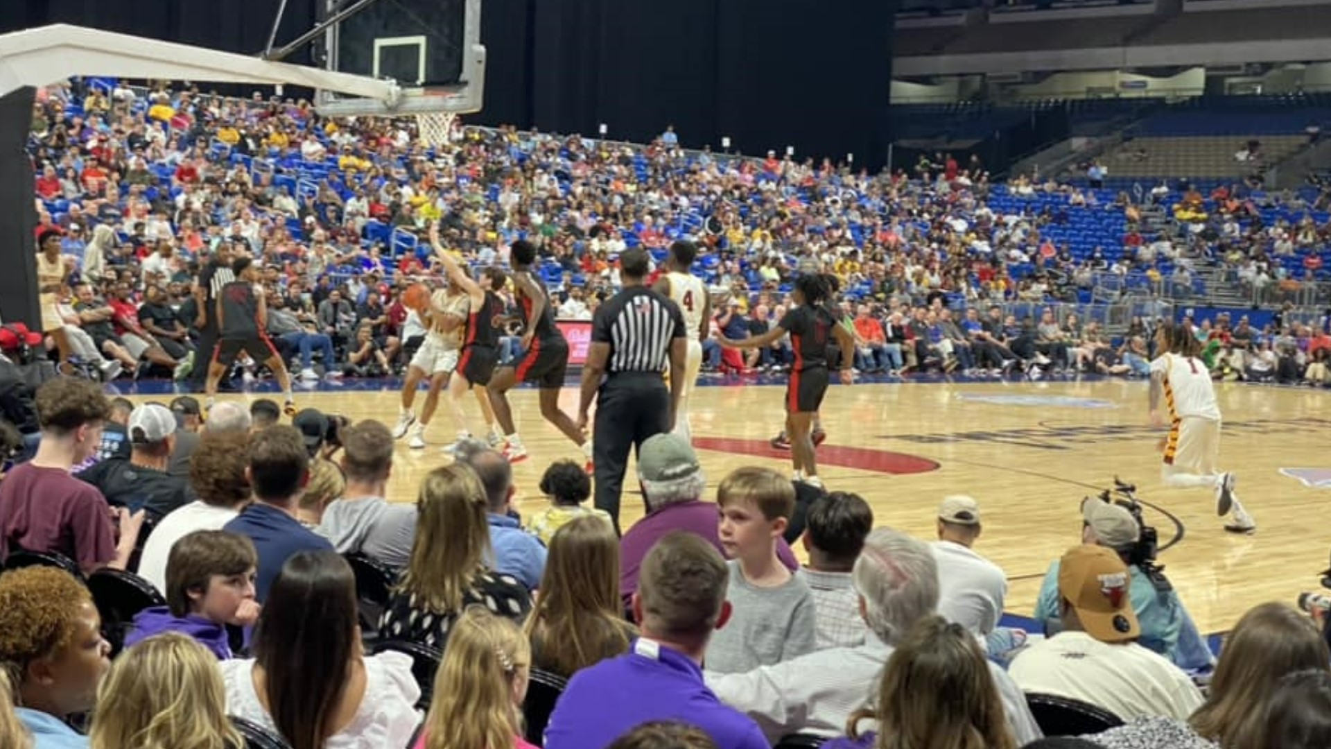 BU Timberwolves facing Lake Highlands at State Championship | 12newsnow.com