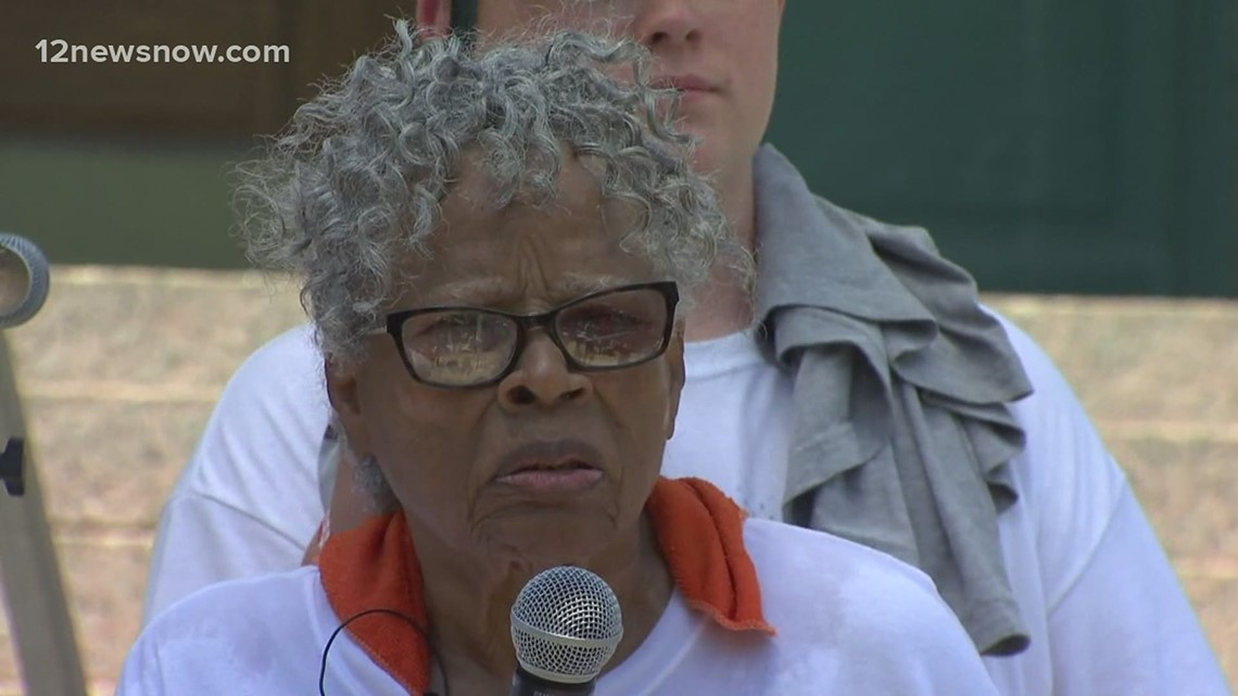 Opal Lee marches 2.5 miles to commemorate Juneteenth | 12newsnow.com