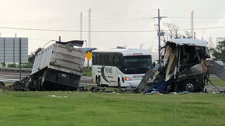 Port Arthur Police investigating fatal early Monday morning crash ...