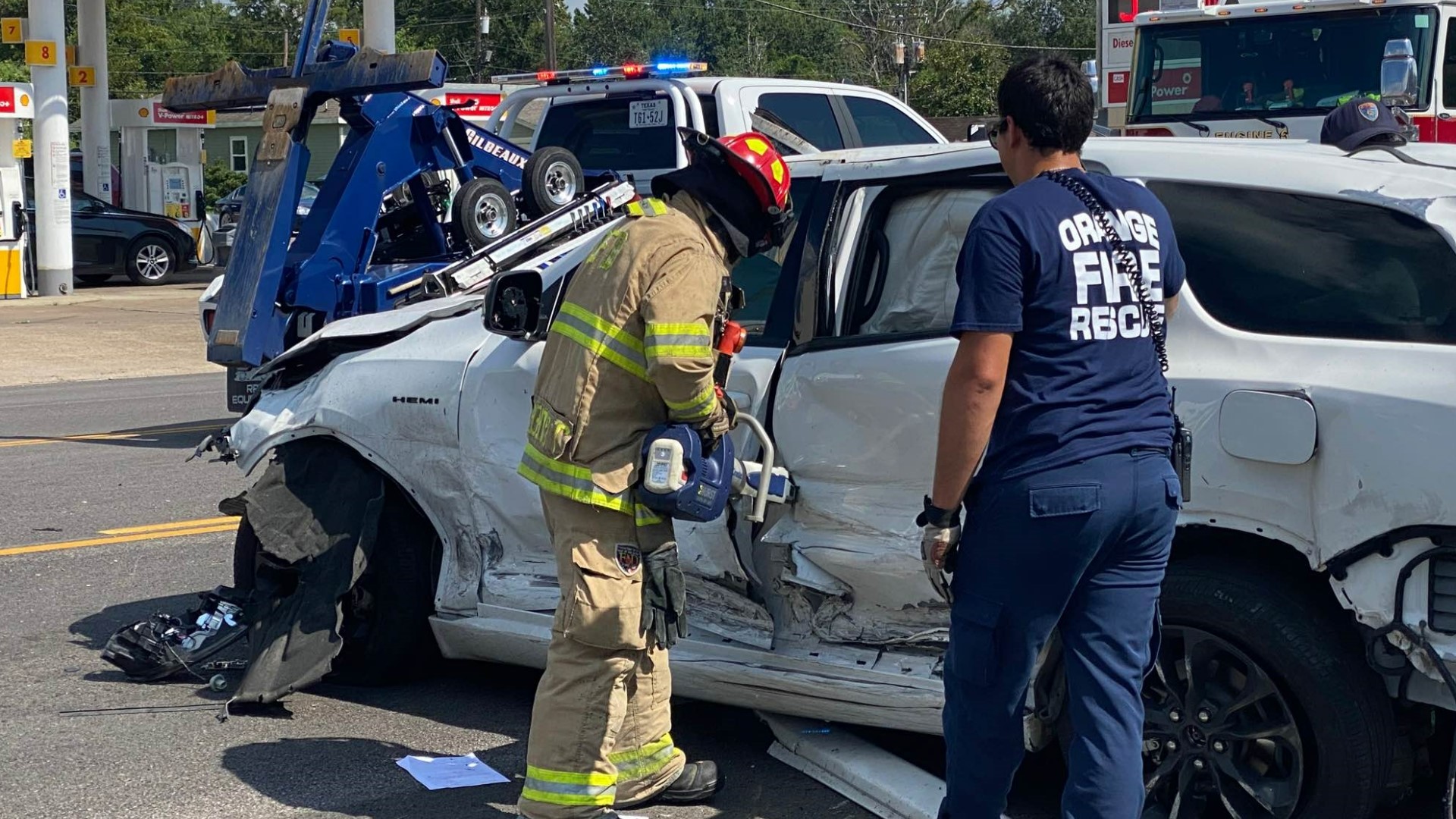 Minor injuries after Thursday afternoon crash in Orange | 12newsnow.com