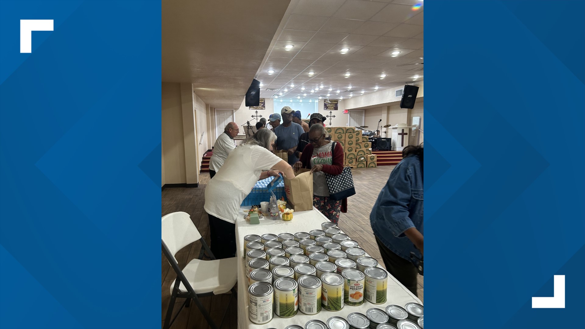 Pro boxer gives back to Orange community for Thanksgiving | 12newsnow.com