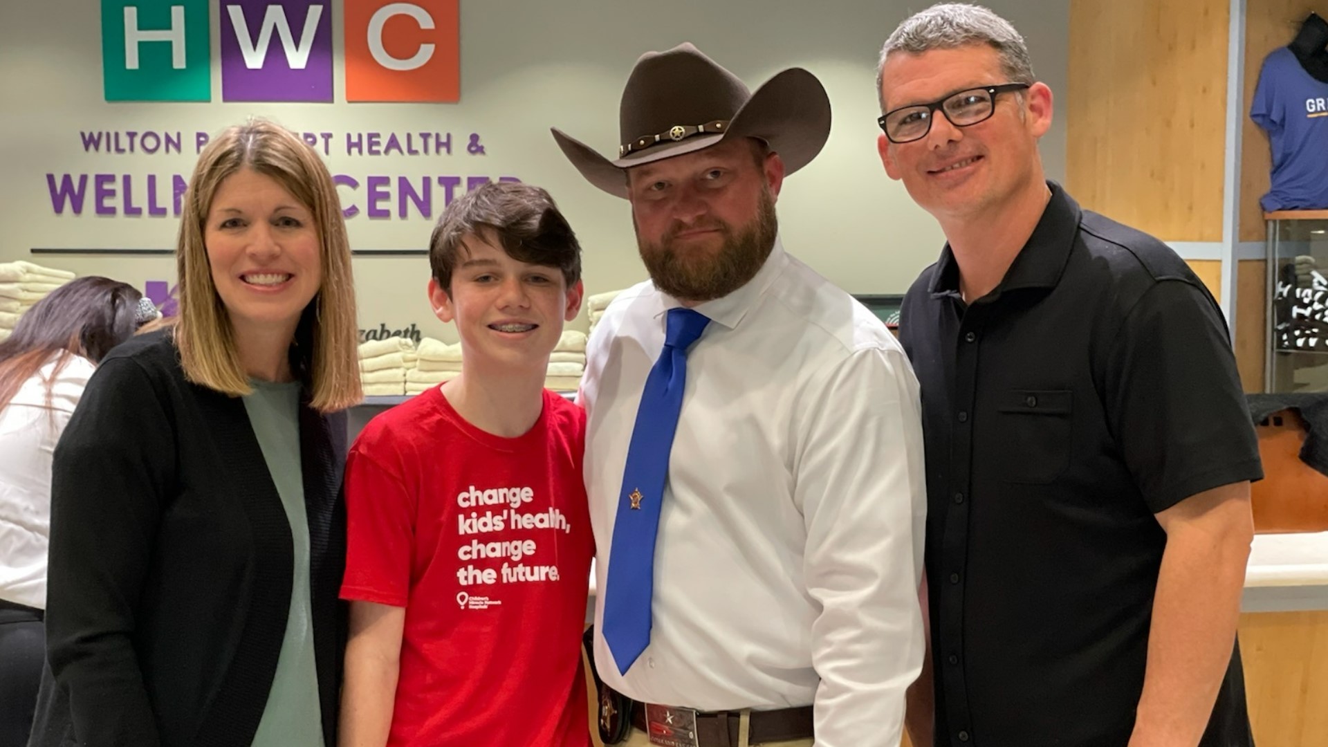 Vidor teen introduced as 2023 Children's Miracle Network Champion ...