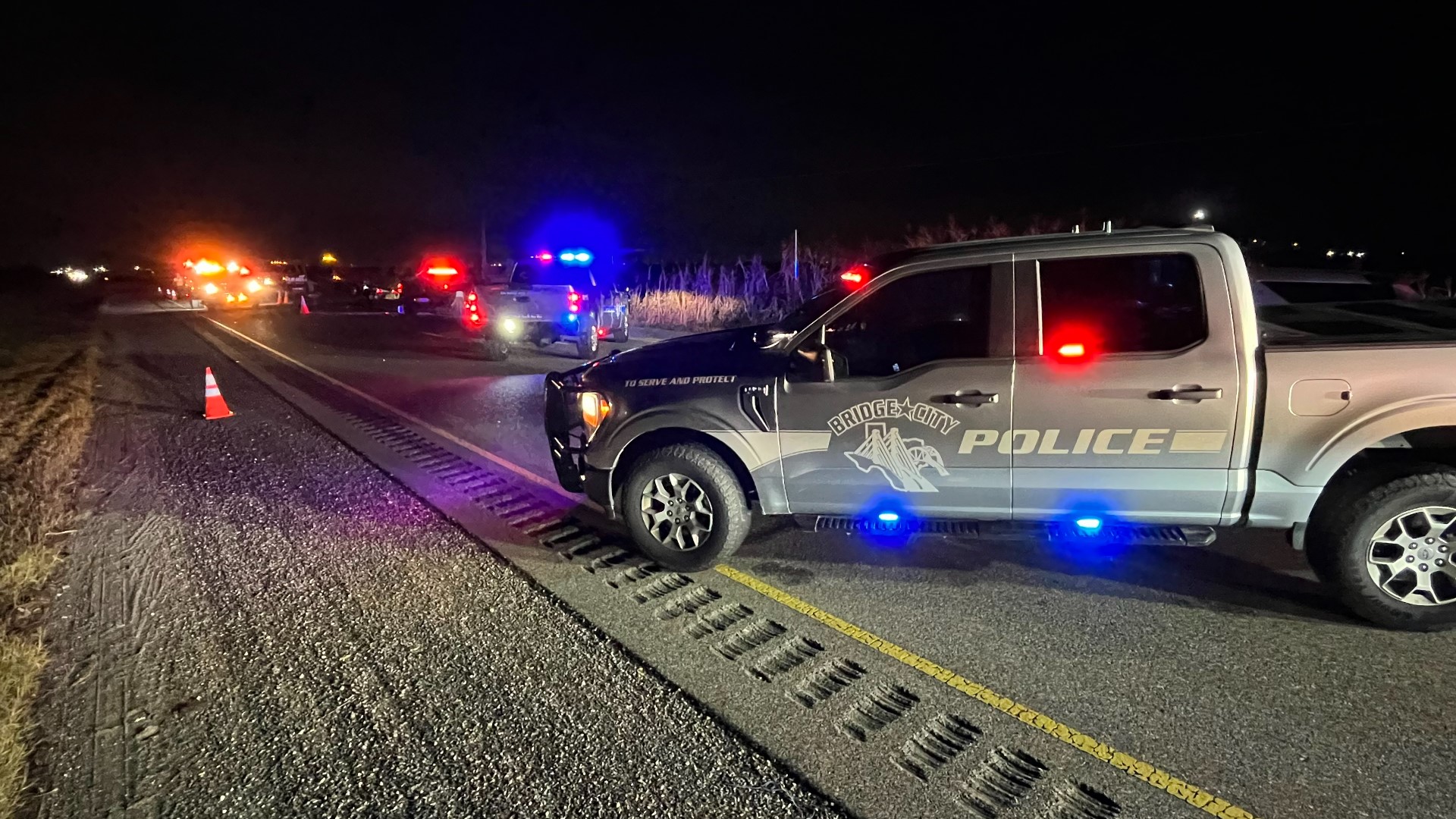 Truck wreck causes highway 87 Southbound to shut down | 12newsnow.com