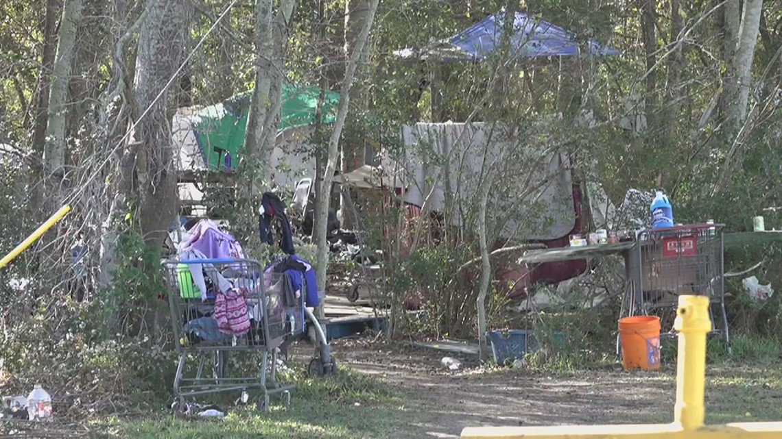 Non-profit sets up temporary shower for the homeless | 12newsnow.com