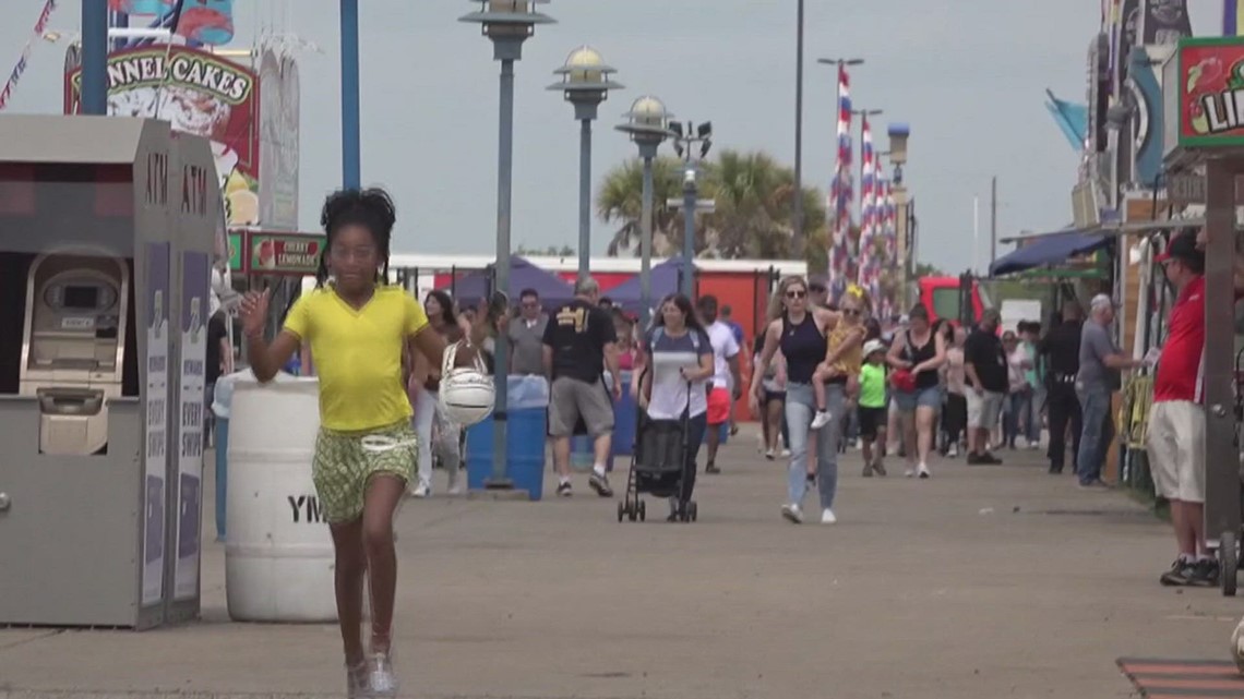 Ebonee Coleman was live as the 2023 YMBL South Texas State Fair ...