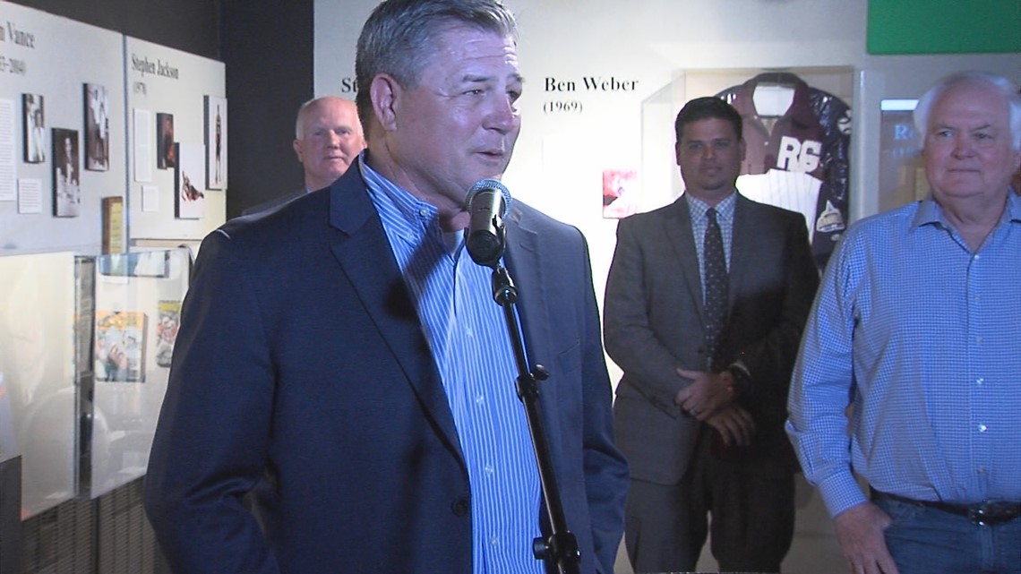 Port Arthur Thomas Jefferson's Todd Dodge to be inducted into Museum of ...
