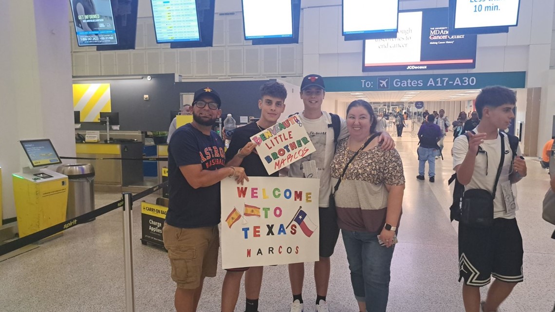 Host families wanted for foreign exchange students | 12newsnow.com