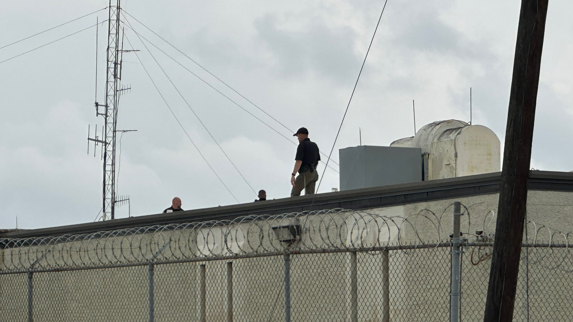 "Dangerous' inmate tries to escape from Orange County jail | 12newsnow.com