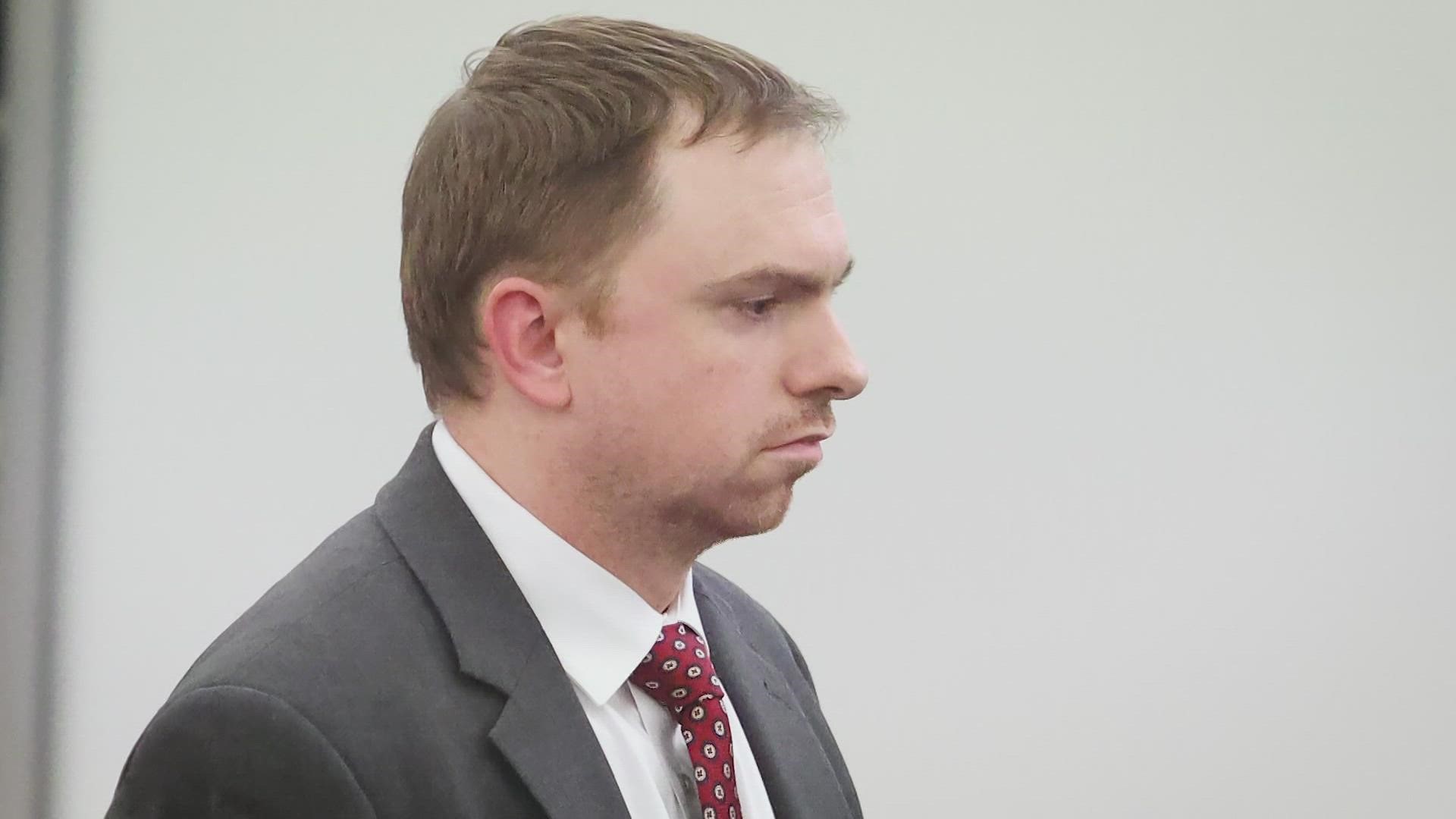 Aaron Dean: Former officer sentenced to 11 years, 10 months | 12newsnow.com
